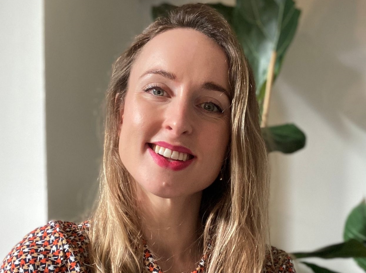 Adrienne Kate's Instagram, Twitter & Facebook on IDCrawl